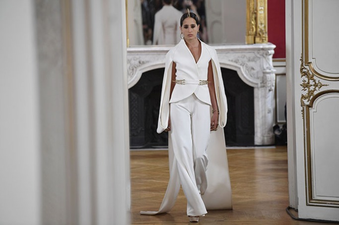 Saudi Arabian Model Taleedah Tamer Makes Her Paris Runway Debut | ewmoda