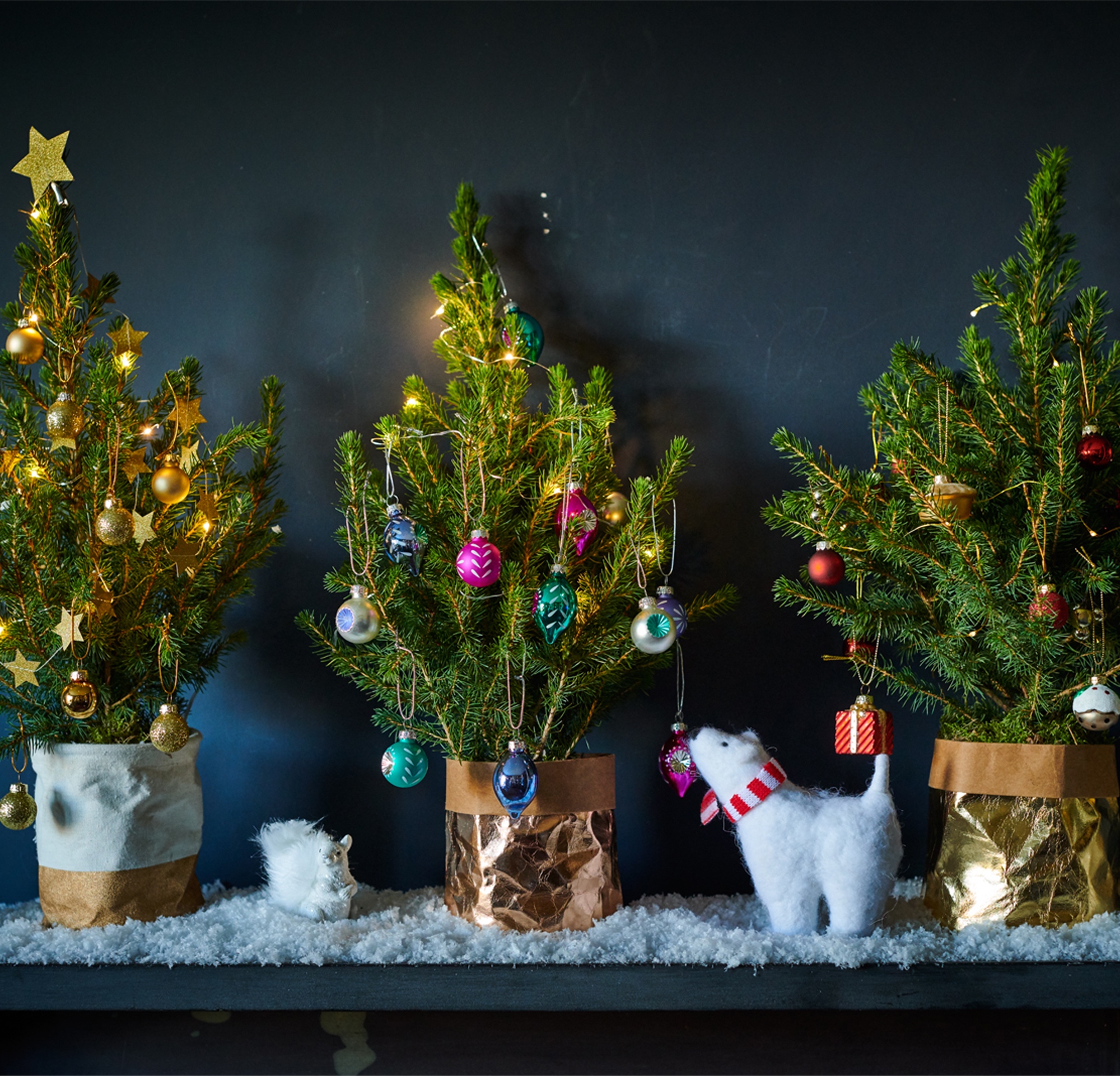 6 Alternative Christmas Trees for Small Spaces | ewmoda